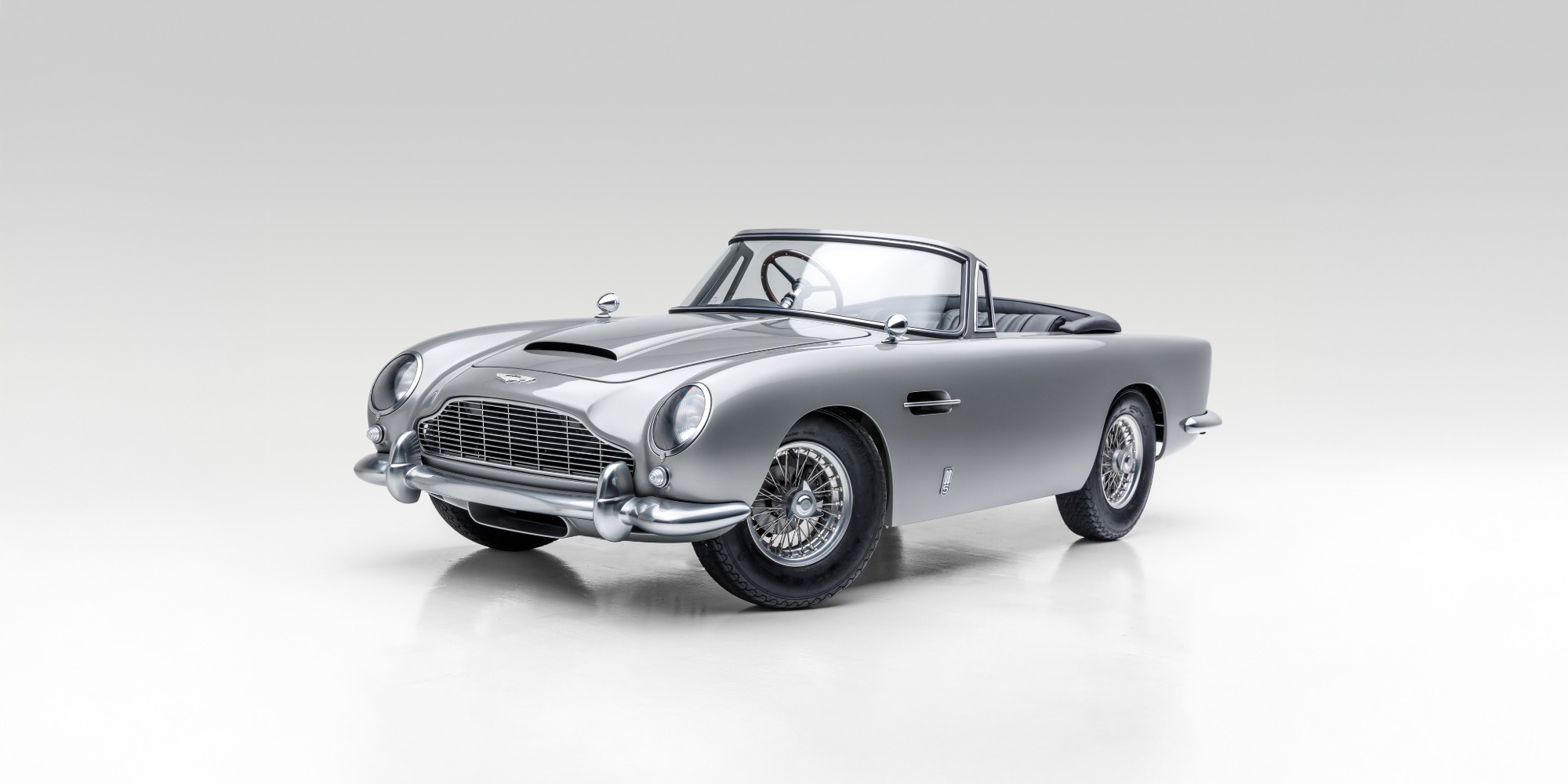 Aston Martin DB5J - Hedley Studios